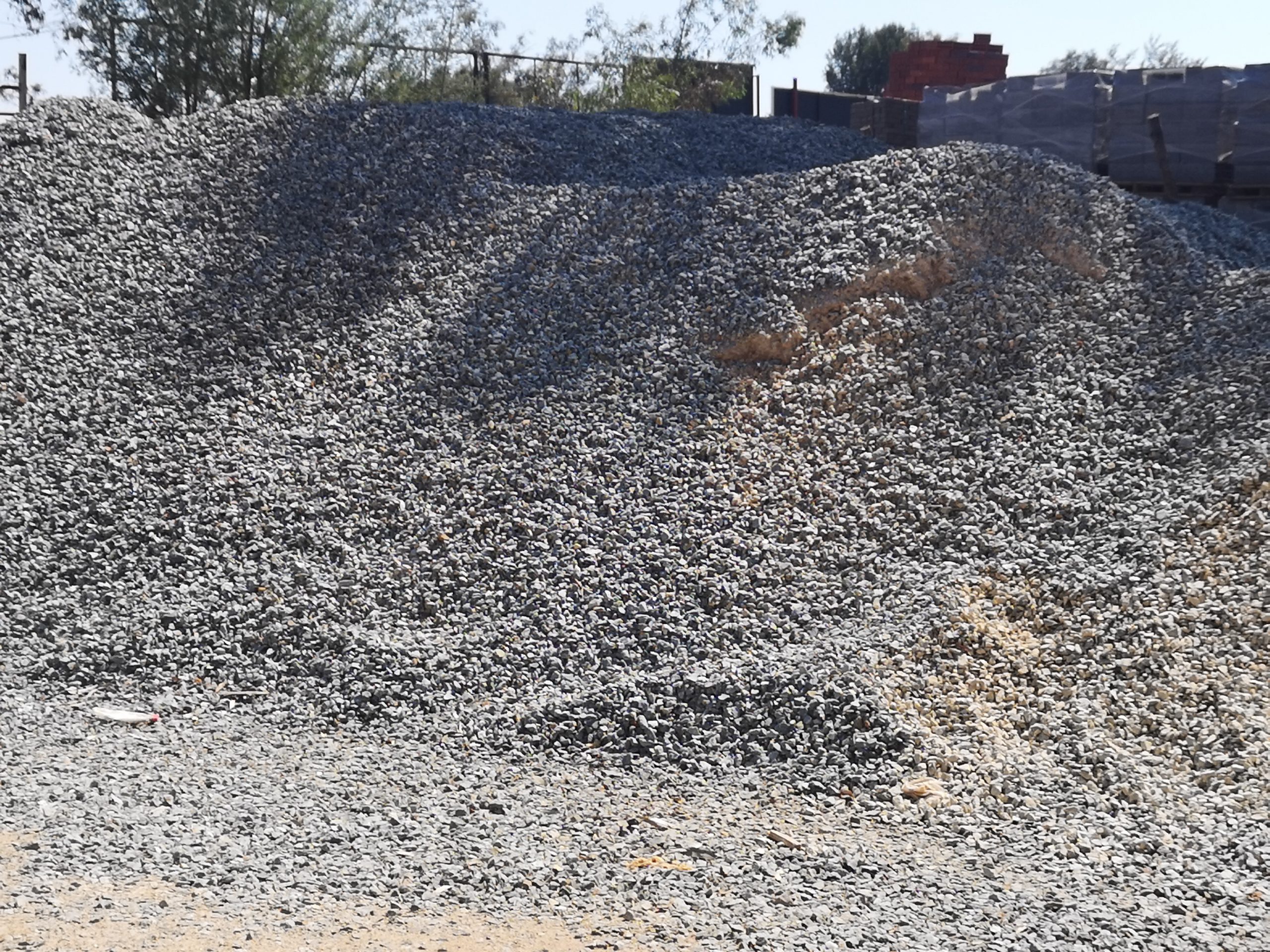 SAND & STONE | Freds Hardware